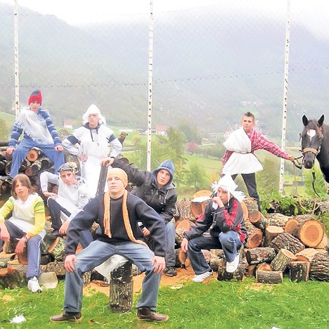 Nastavnik sa đacima snimio 60 filmova da bi ih zainteresovao za ...