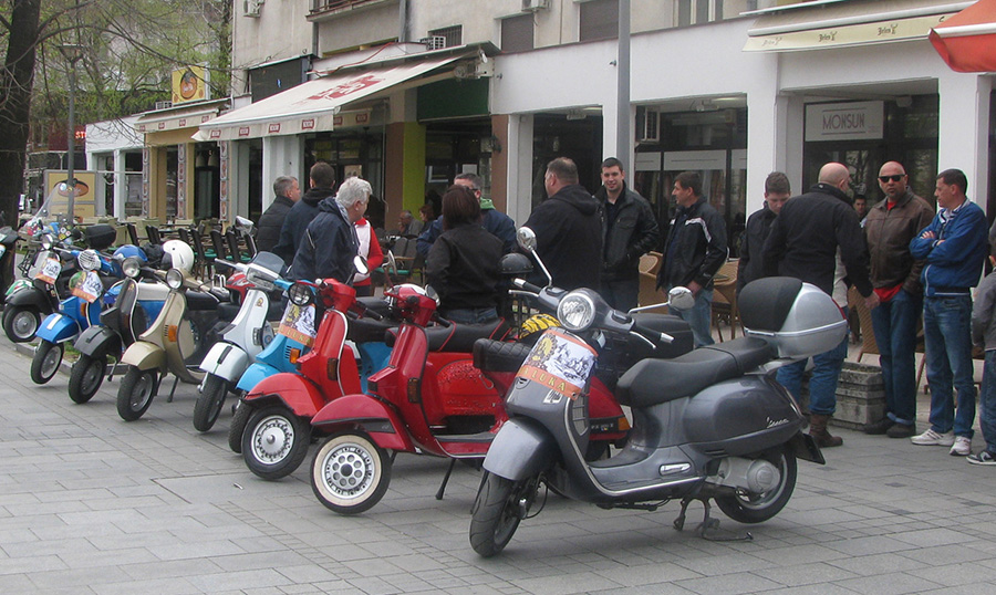 Ljubitelji vespi na šestom međunarodnom skupu u našem gradu ...