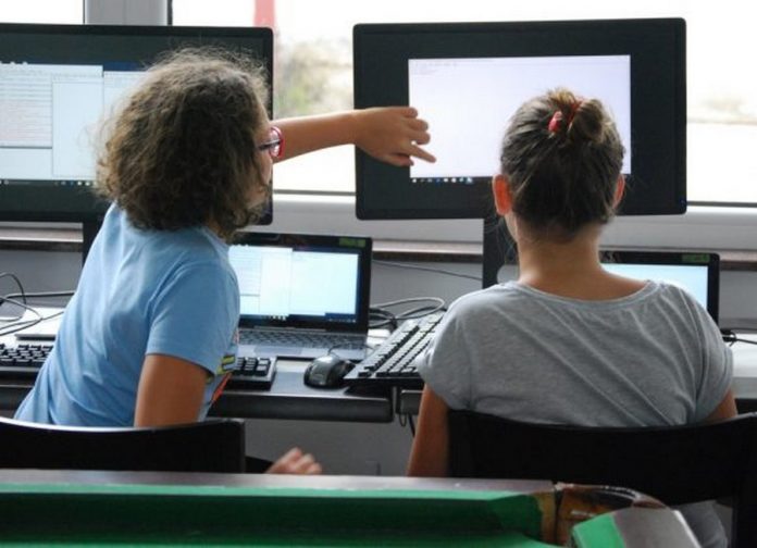Besplatan kurs informatike za osnovce - Banjalučanke.com